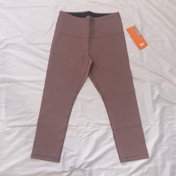 Lucy | Pants & Jumpsuits | Nwt Lucy Studio High Rise Hatha Capri Leggingrose Taupevelocity ...